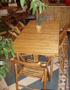 Decoração com Móveis de Bambu